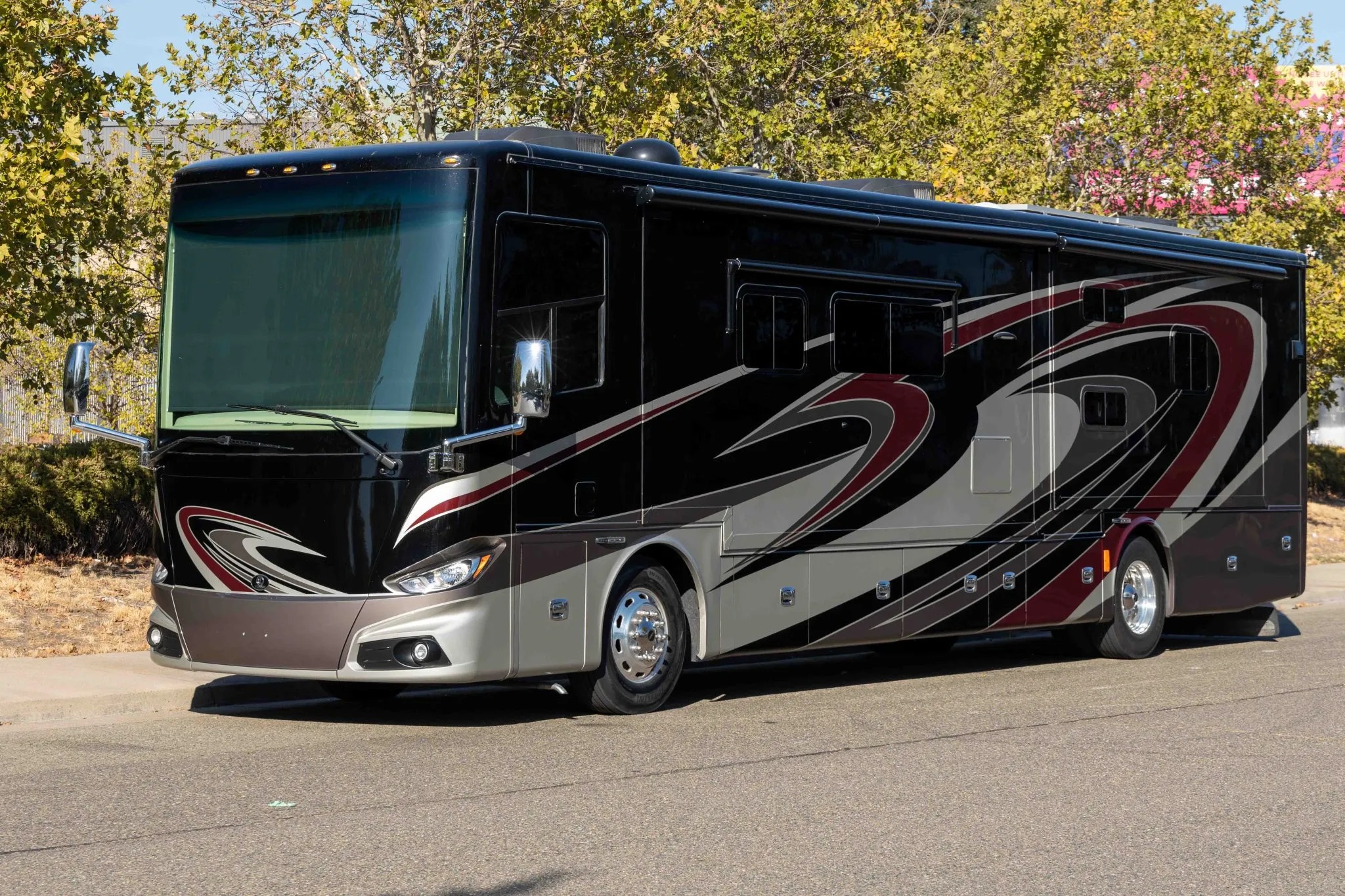 2016 Tiffin Phaeton 40 QKH Motorcoach Stock ID:12016 - Yem Auto Sales